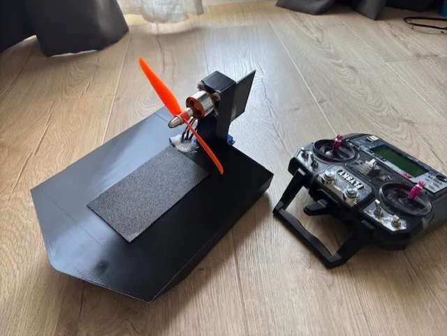 RC Airboat by Jordi.P MakerWorld: Download Free 3D Models