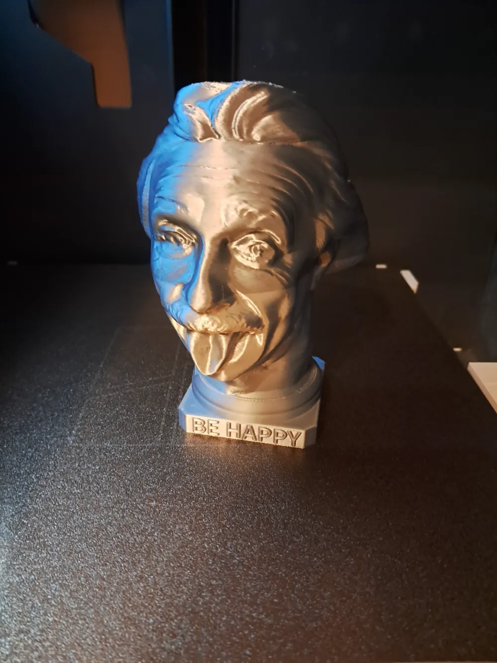 Albert Einstein - Be Happy by #3d4fun - MakerWorld