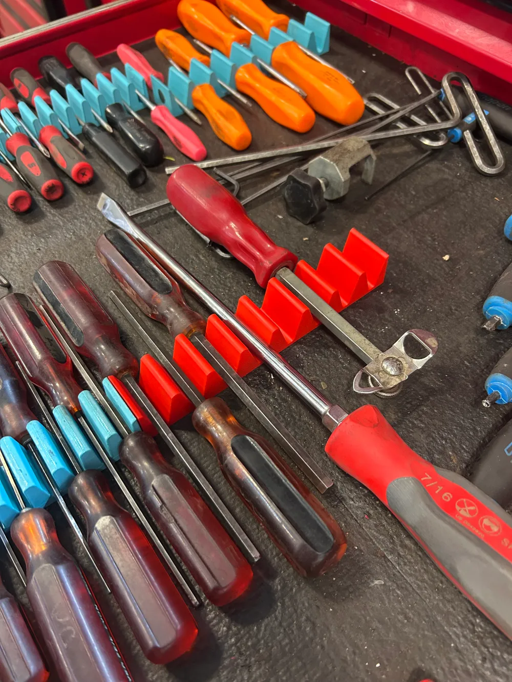 Screwdriver drawer organizer by TinkeringT - MakerWorld