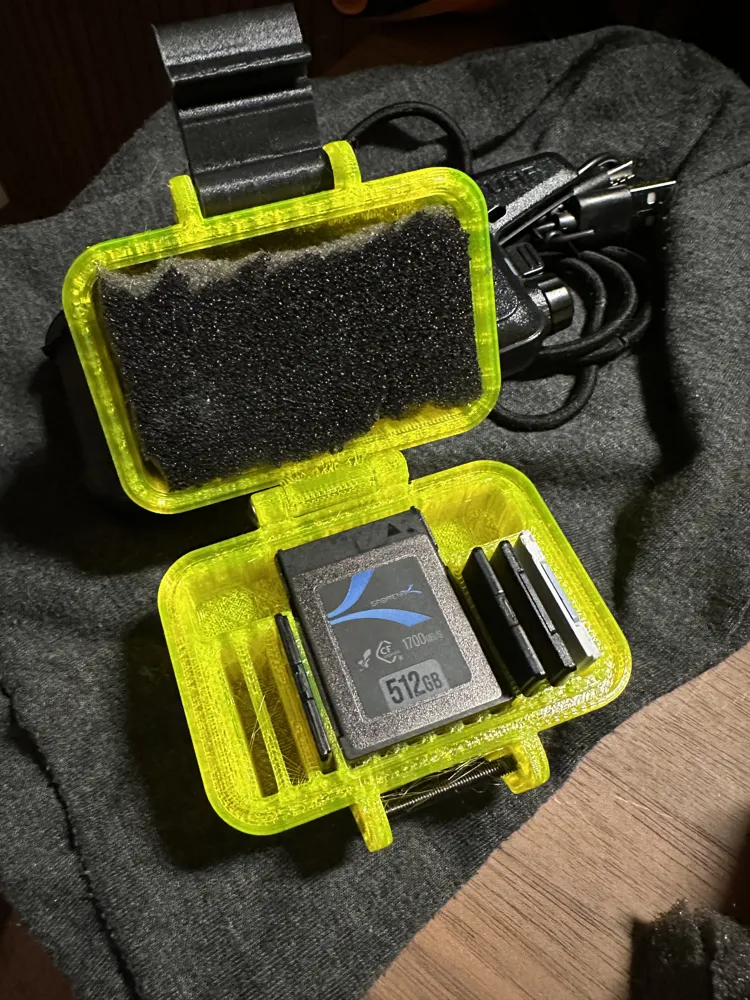 Rugged SD Card + CFExpress + USB Stick Carrying Case Remixed by ...