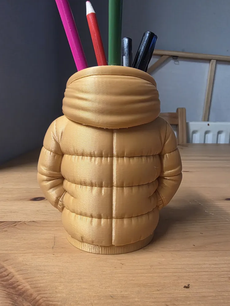 Puffer Jacket Pen Pot - Free 3D Print Model - MakerWorld