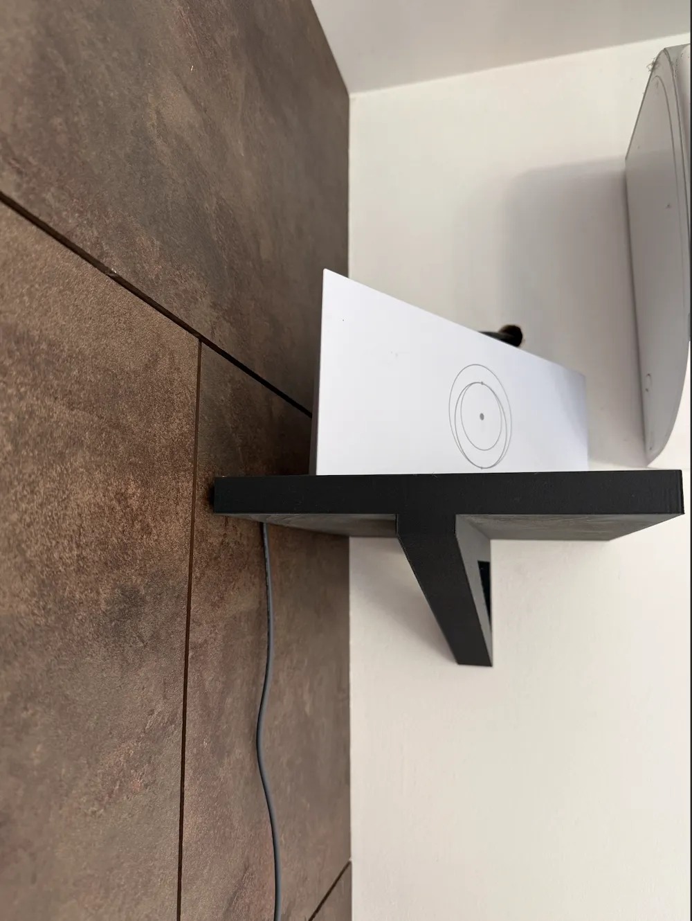 Starlink Gen. 3 Router Hanging Shelf by mlodyzgon71 MakerWorld ...