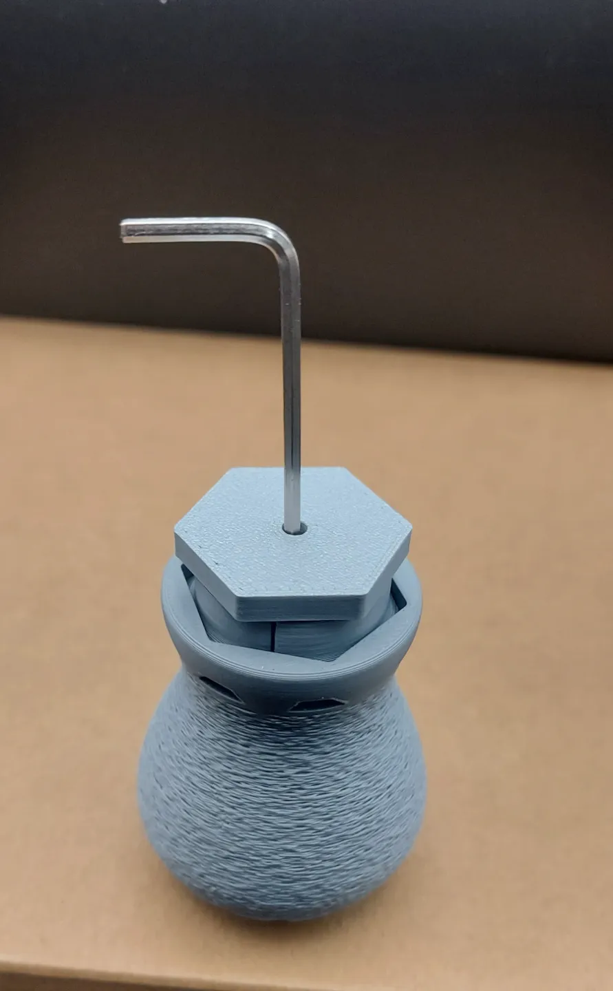 Chuck Painting Rotation Handle by Yesiotr MakerWorld: Download Free 3D ...