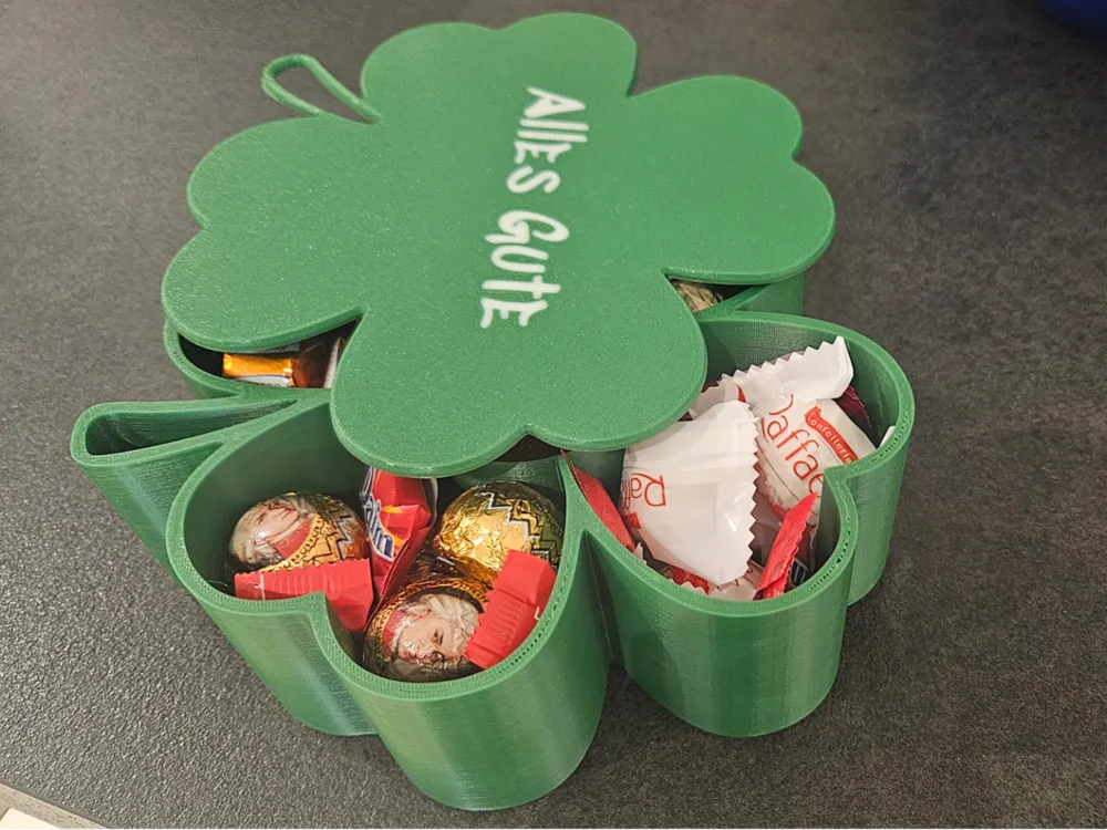 Lucky Box – Cloverleaf Gift Box with Compartments - Free 3D Print Model ...