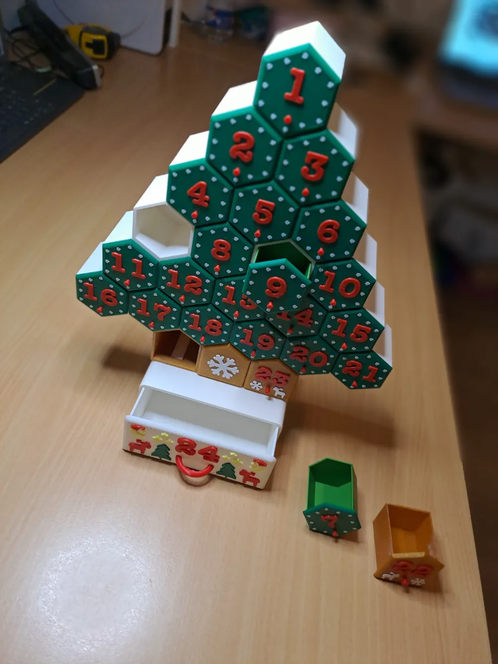 Christmas Advent Calendar Tree Shaped Remixed by IlMeo MakerWorld ...