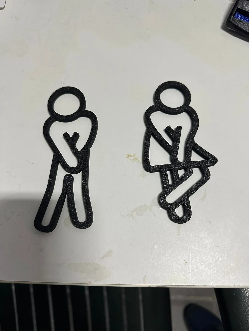 Bathroom door sign - Free 3D Print Model - MakerWorld