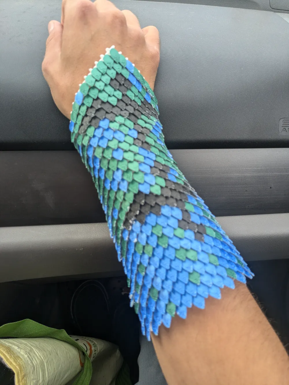 chainmail fabric arm bracer - Free 3D Print Model - MakerWorld