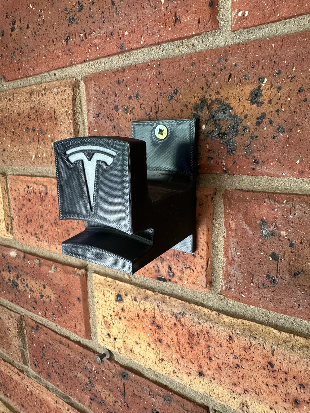 Tesla charger cable holder by trevrobinson - MakerWorld