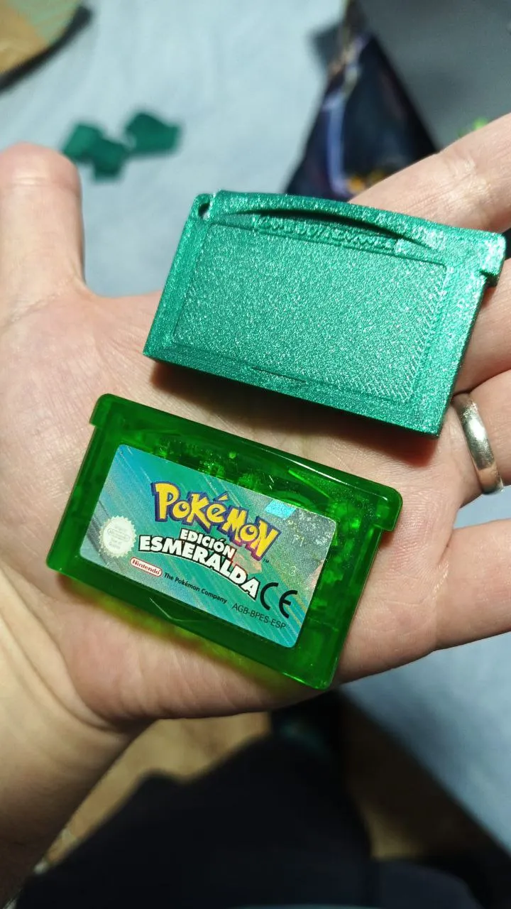 Nintendo GBA Cartridge Keychain Remixed by Garder3D MakerWorld ...