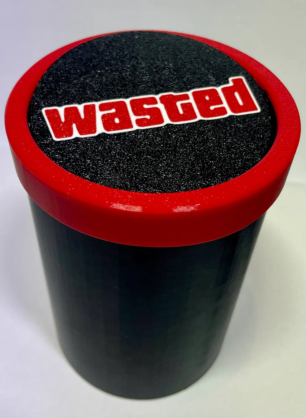 Trash can for table "wasted" GTA Style by fanatikz - MakerWorld