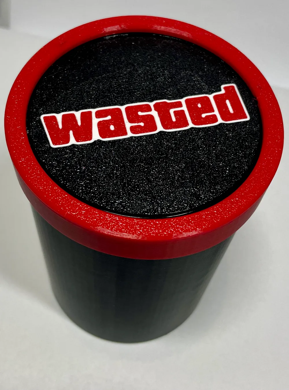 Trash can for table "wasted" GTA Style by fanatikz - MakerWorld