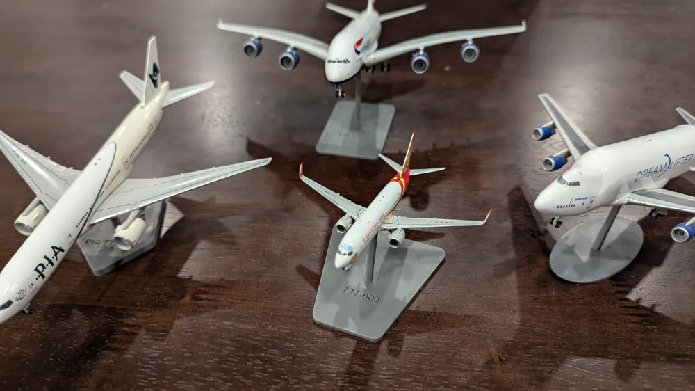 Build Your Own Model Airplane Stand (1:400) by 3D Werks MakerWorld ...