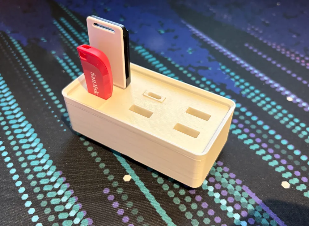 Gridfinity USB (a/c) stick storage by GreatRedSunCreations - MakerWorld