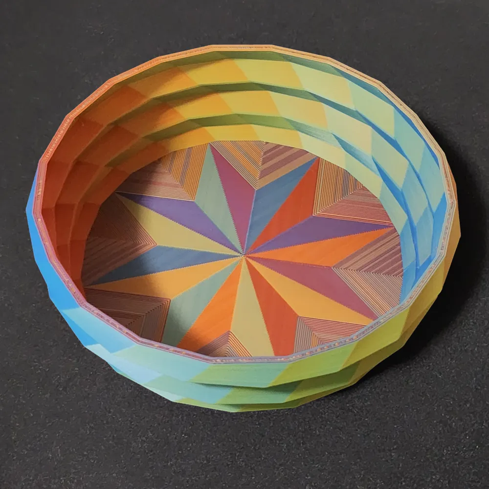 Geometric Twist Abstract Round Bowl by OminousFyxen3D - MakerWorld