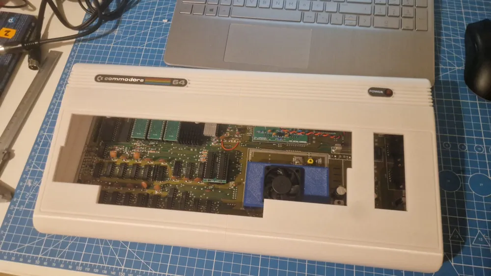 Commodore 64 case V 2.1 Remixed by EgeOzp MakerWorld: Download Free 3D ...