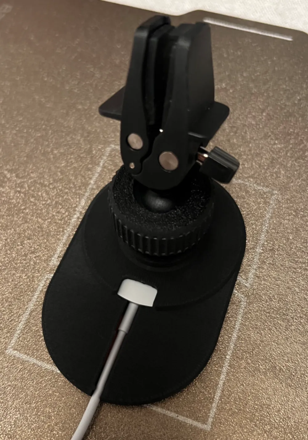 MagSafe Vent Mount Any 17mm ball clip Remixed by f7orin - MakerWorld