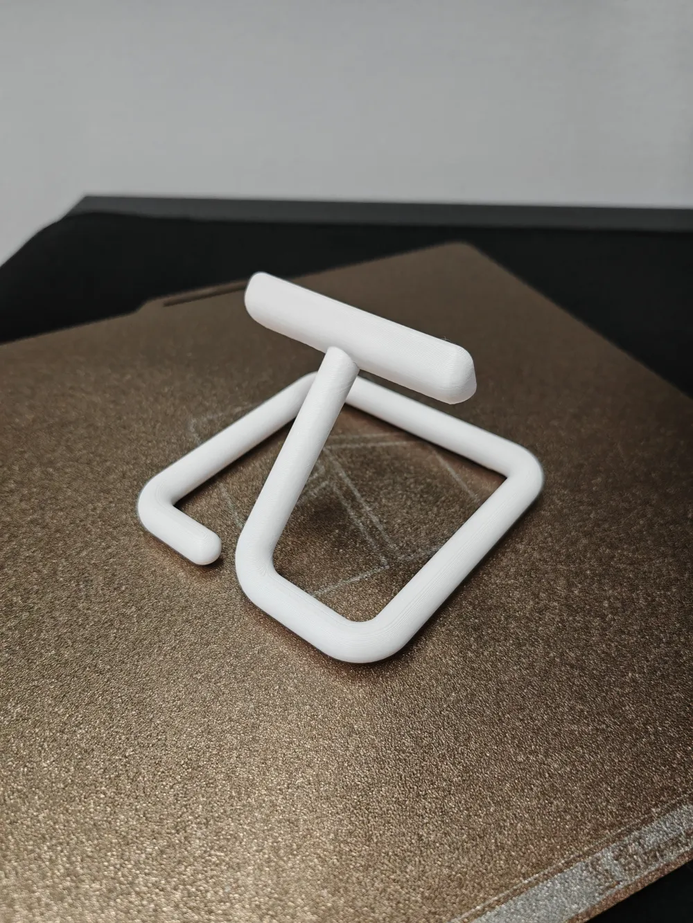 Hive Mini Holder by DanK89 MakerWorld: Download Free 3D Models
