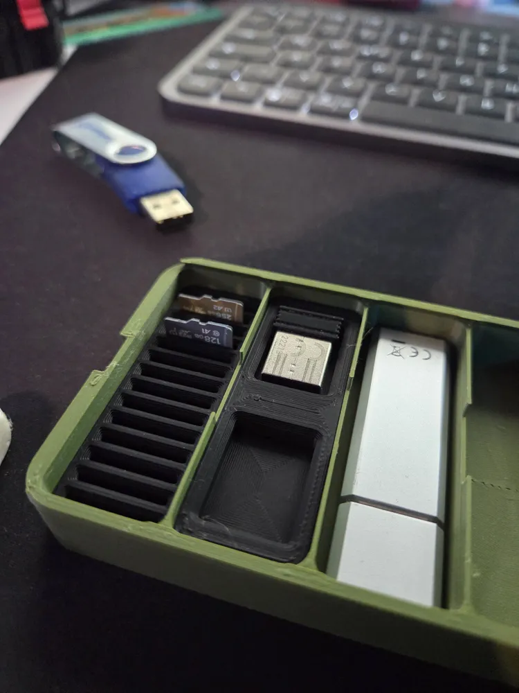 Sliding Tech-Case (USB, mic. SD, Dongles and more) - Free 3D Print ...