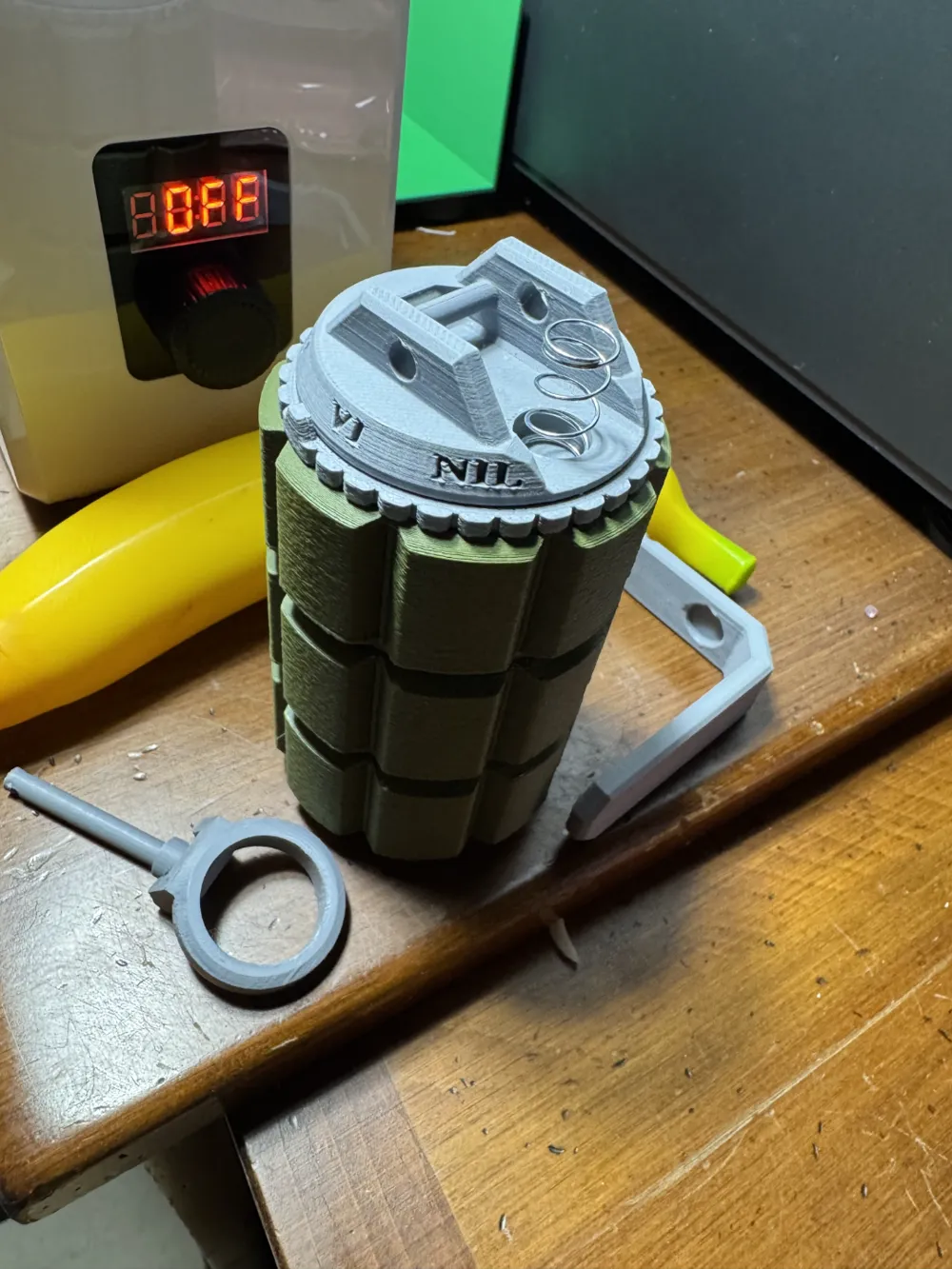WH40K - Frag Grenade Prop for AMS Print-in-place by ratjob MakerWorld ...