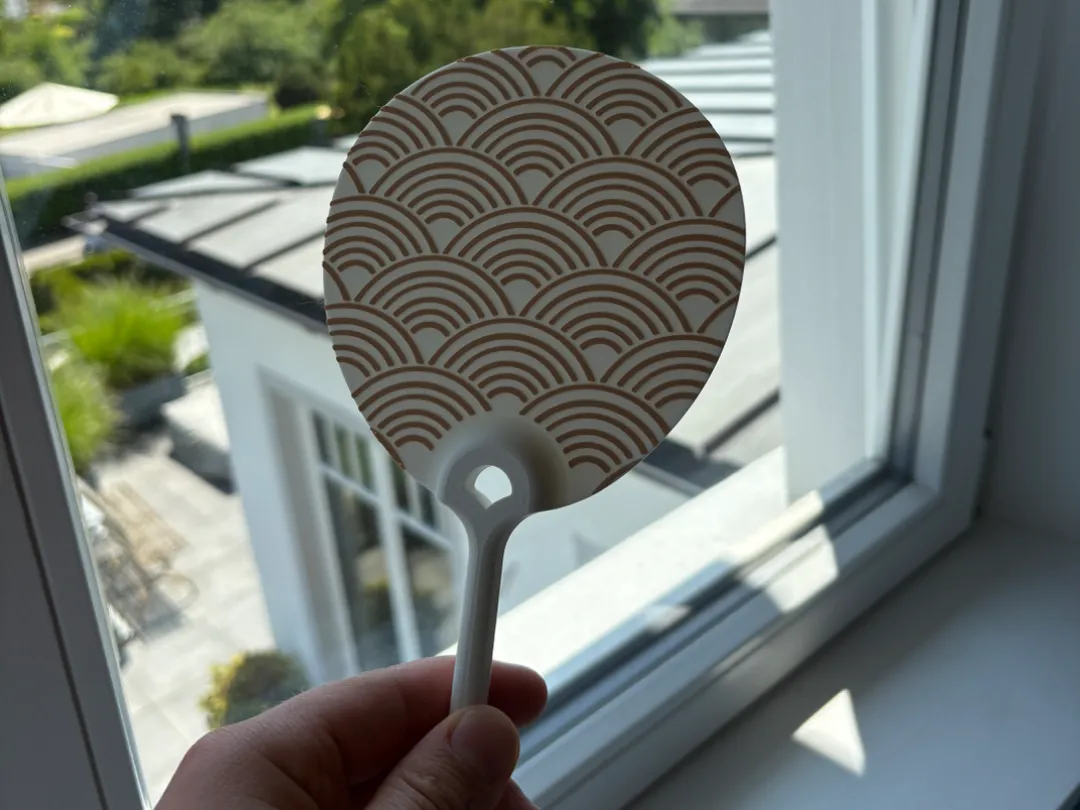 ¡Manténgase fresco con estilo! - Abanico de mano Uchiwa por Engineer’s Mind MakerWorld: Descarga ...