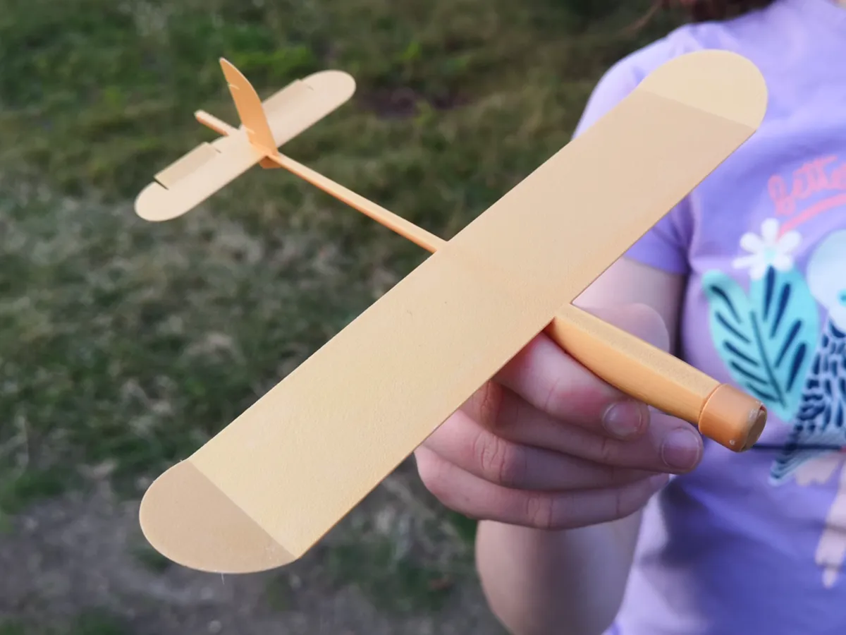 Mini glider with adjustable balance + Launcher - Free 3D Print Model ...