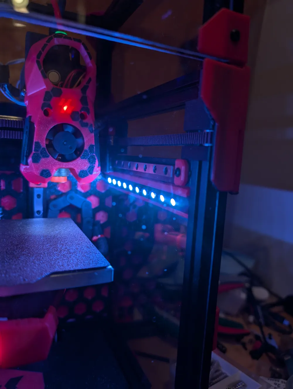 Voron 0.2 Daylight Rainbow Matchstick LED Mount Remixed by PrinterMcgee ...