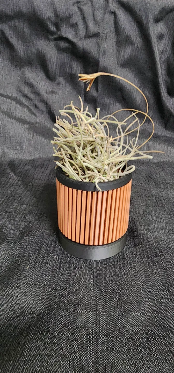 Retro Style Slanted Planter Pot w/water drains by Florida Features ...