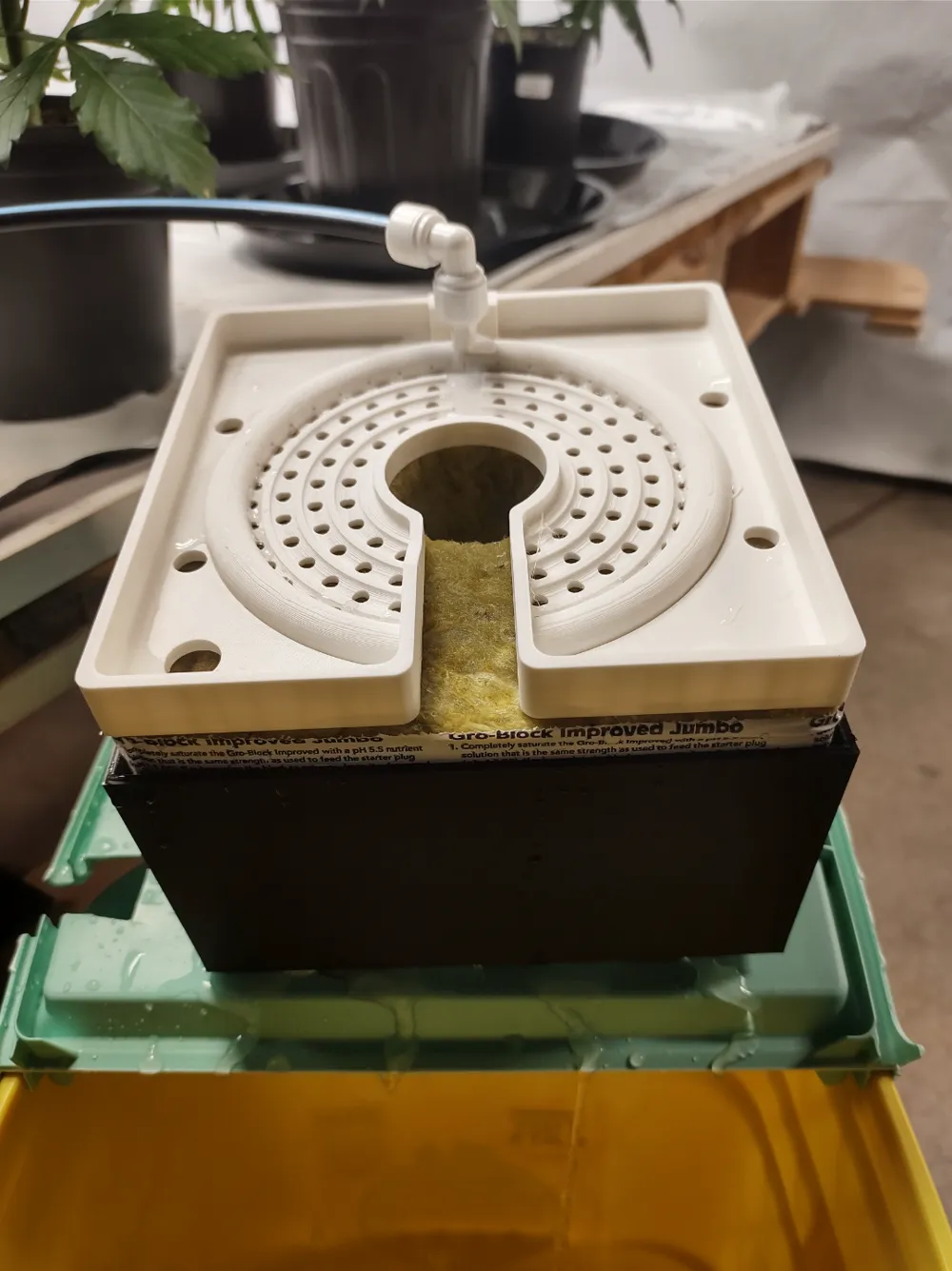 rockwool drip cap with tray 6x6 by B.Buckitt Creations - MakerWorld