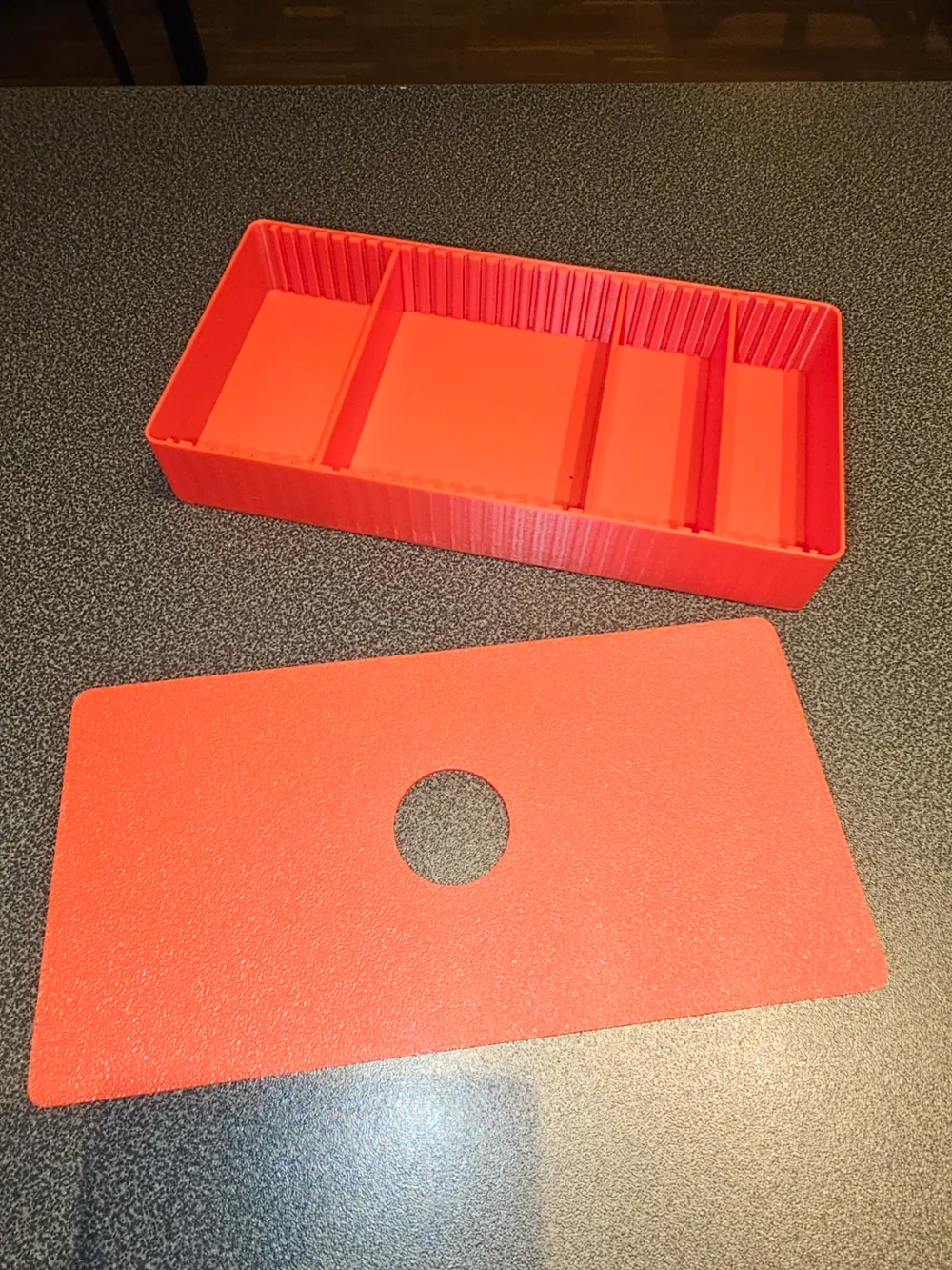 Flat boxes bins with movable dividers by Olov - MakerWorld