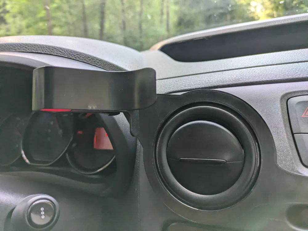 Dacia Sandero/Dokker phone holder by geo.luki - MakerWorld