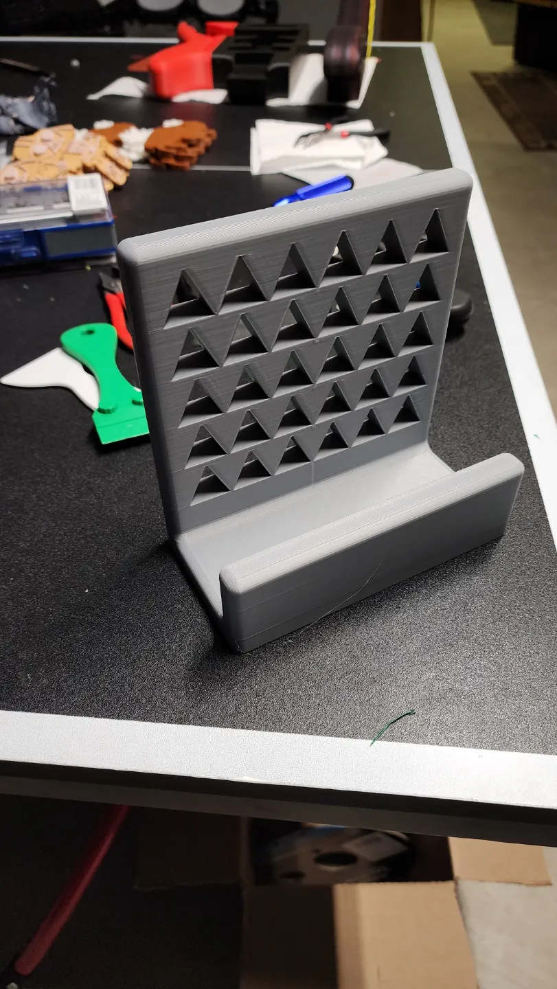 Device holder by gregory.a.beckman - MakerWorld