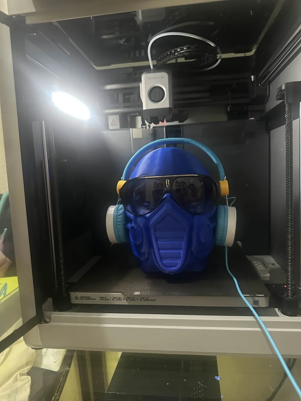 Sub-Zero headphone and glasses stand by uli3D MakerWorld: Download Free 3D Models