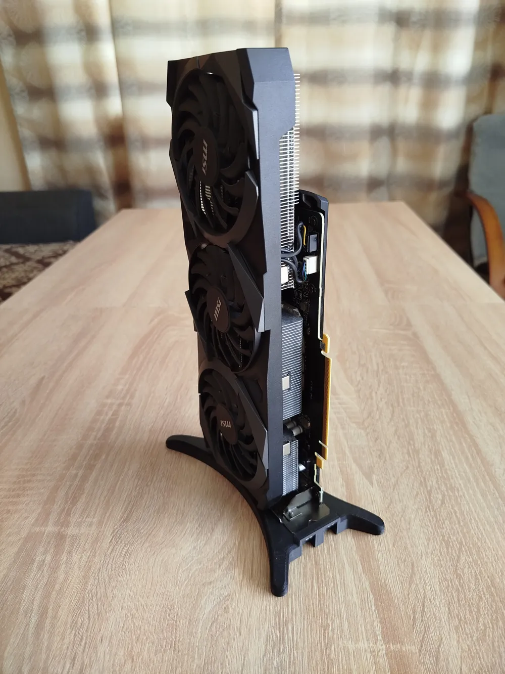 Vertical graphics card display stand - Free 3D Print Model - MakerWorld