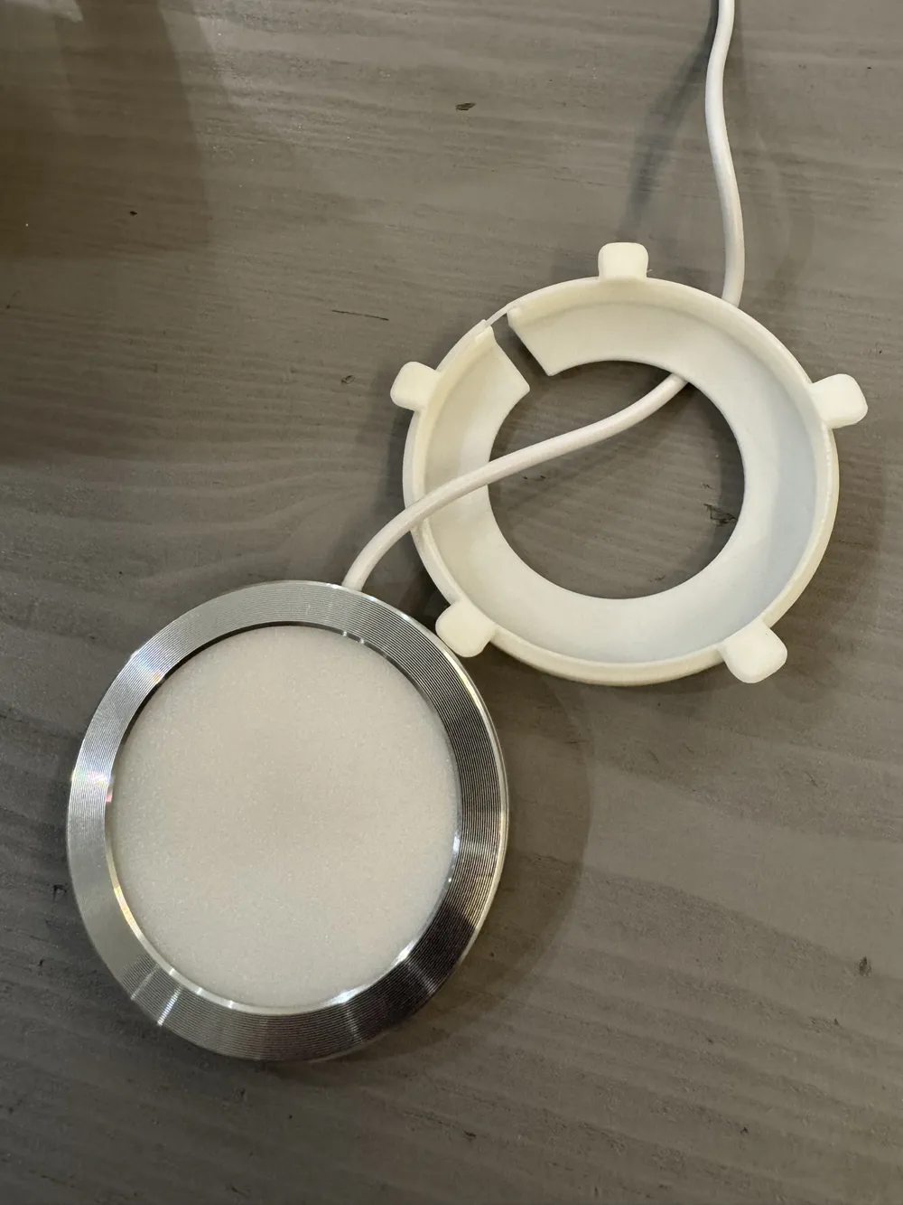 temu light adapter Remixed by Hashem MakerWorld: Download Free 3D Models