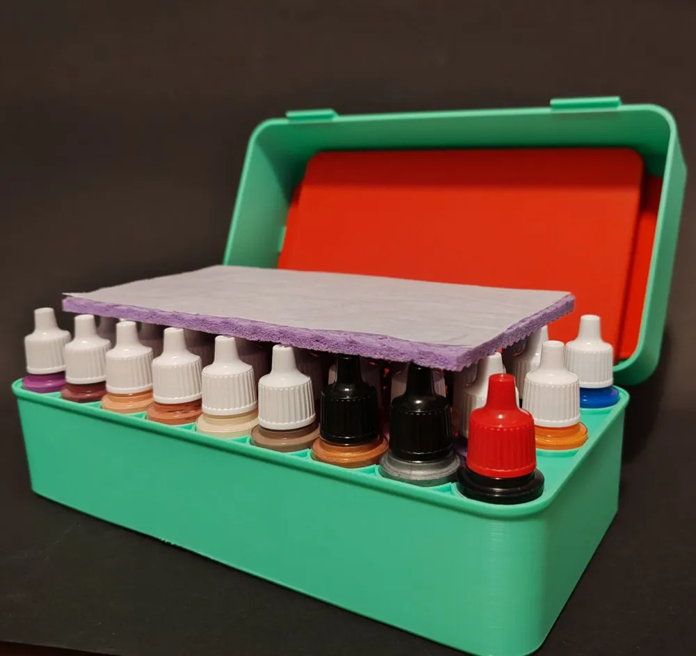 Paint Travel Case with Wet Palette - Free 3D Print Model - MakerWorld