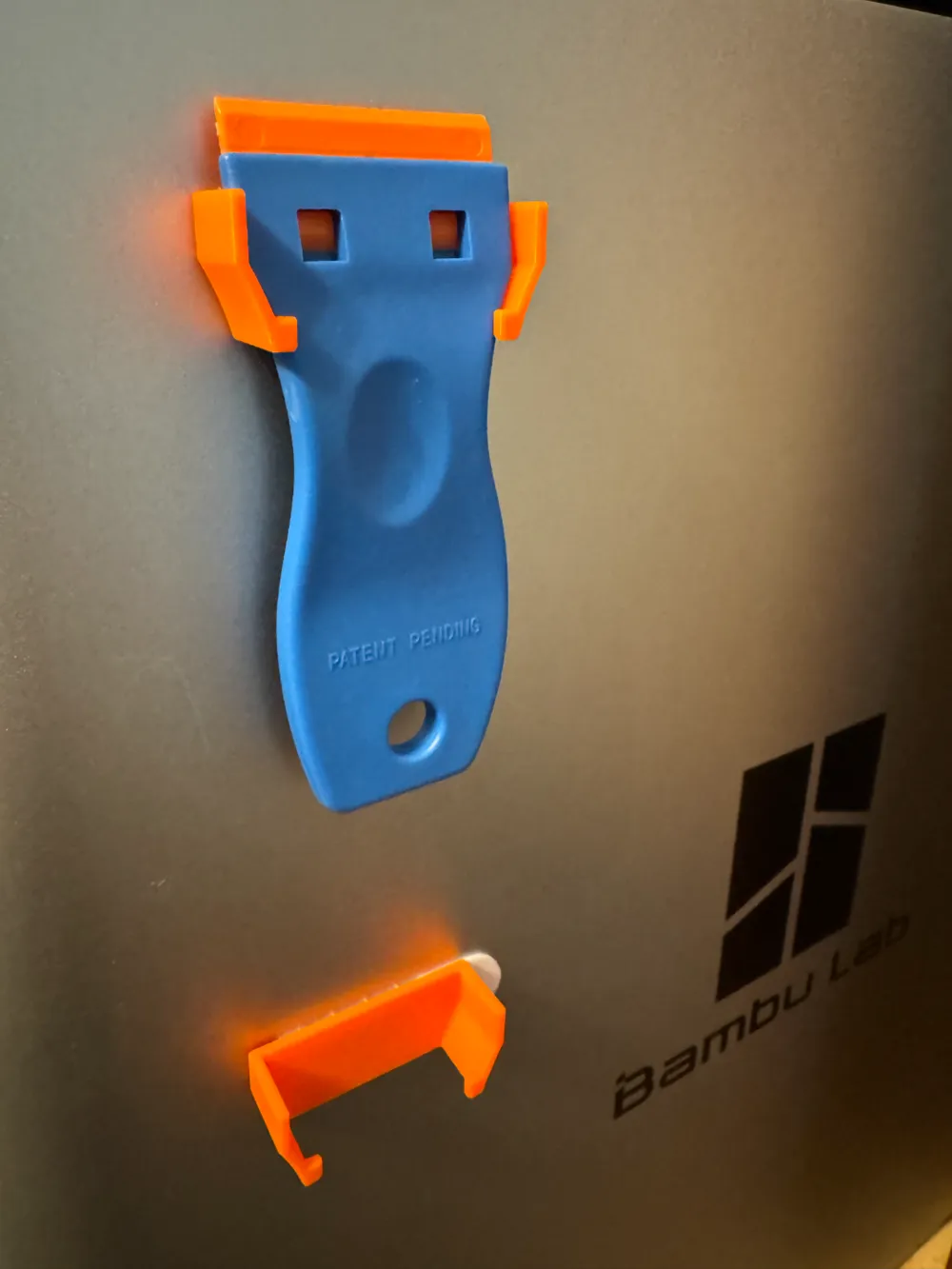 Plastic Razor Blade Scraper Holder by CVDV - MakerWorld