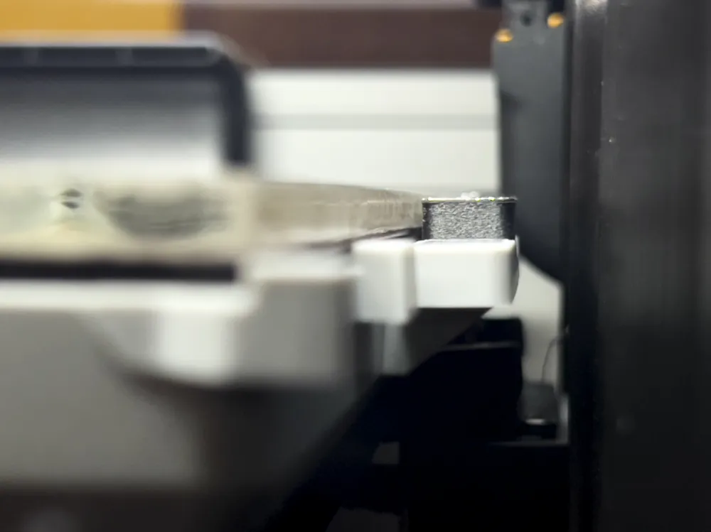 How to Print with Glass Build Plates on the H2D by kevincollins ...