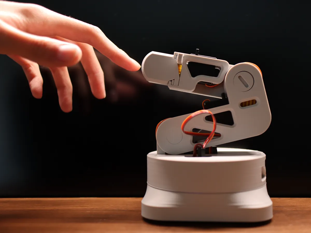 L-ONE Desktop Robotic Arm No Screws or Glue Required【Cyberbrick】 - Free ...