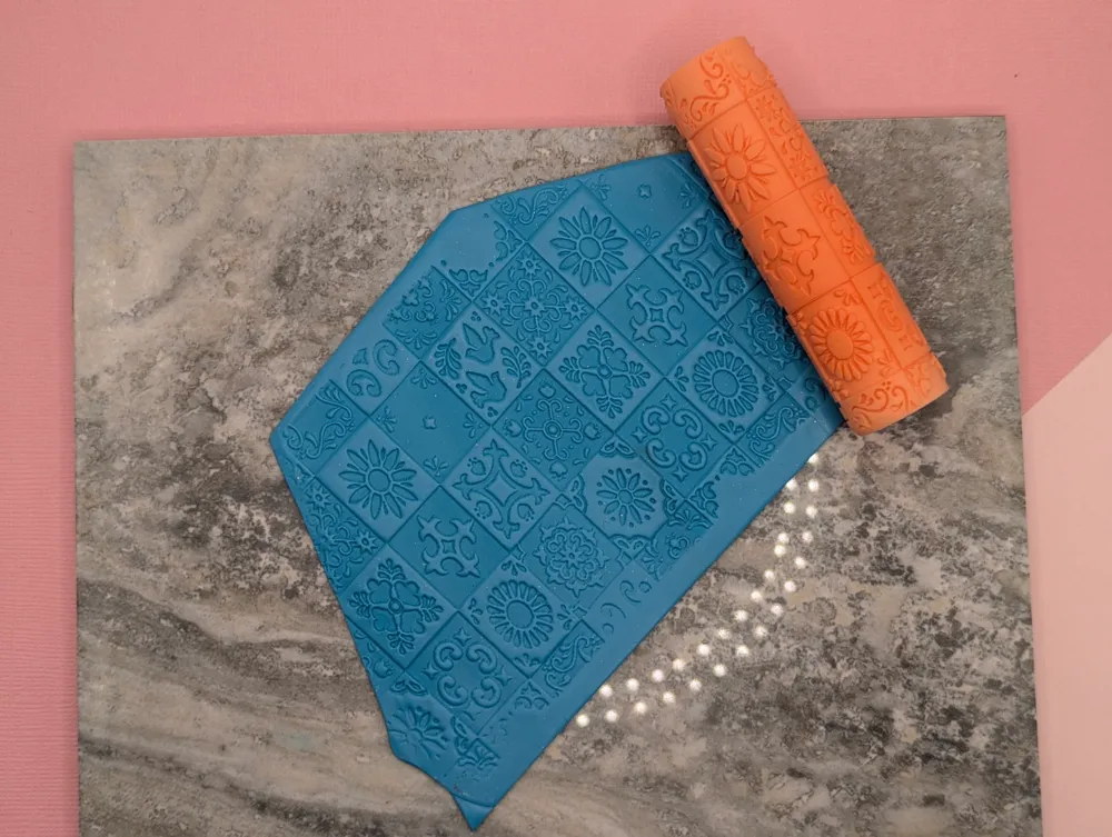 Talavera Mexican Tile Texture Roller V1 - Free 3D Print Model - MakerWorld