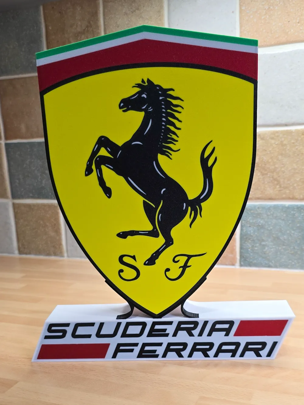 Ferrari Shield Logo Lightbox by CRD-3D - MakerWorld