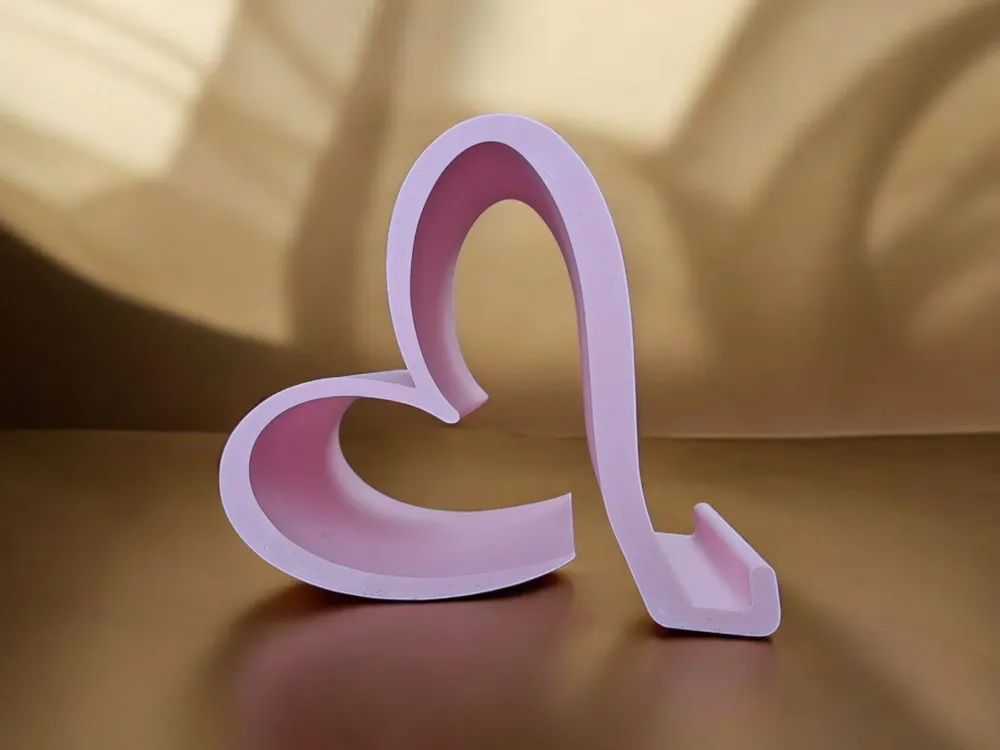 Smartphone holder "Valentine" - Free 3D Print Model - MakerWorld