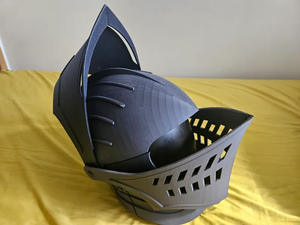 Elite knight helm by Jura MakerWorld: Download Free 3D Models