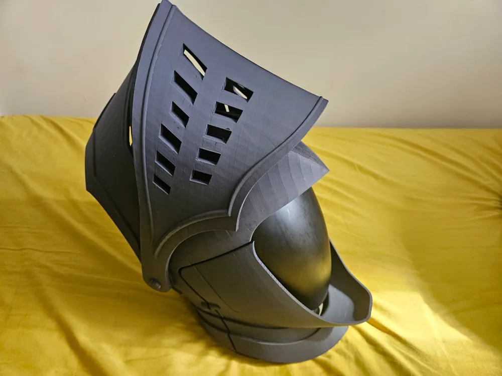 Elite knight helm by Jura MakerWorld: Download Free 3D Models