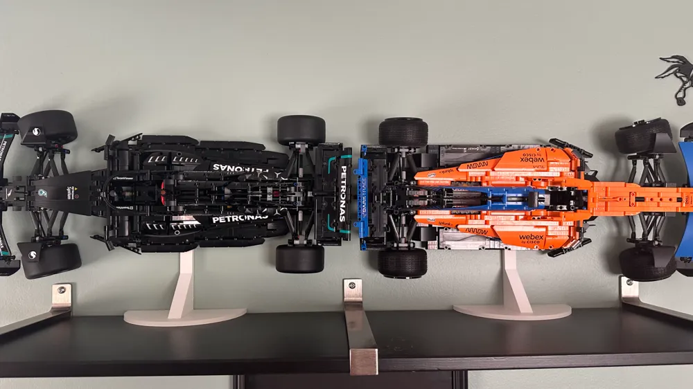 Technic F1 Mercedes Horizontal Stand Remixed by Rob Garcia - MakerWorld