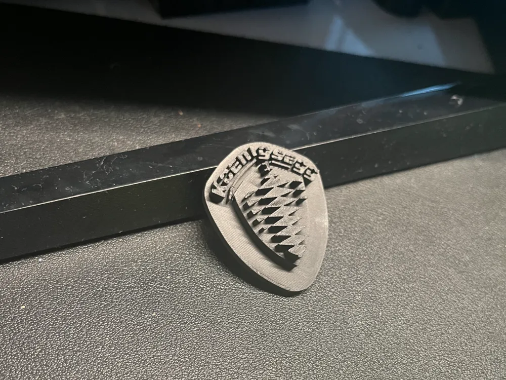 Koenigsegg Badge - Free 3D Print Model - MakerWorld