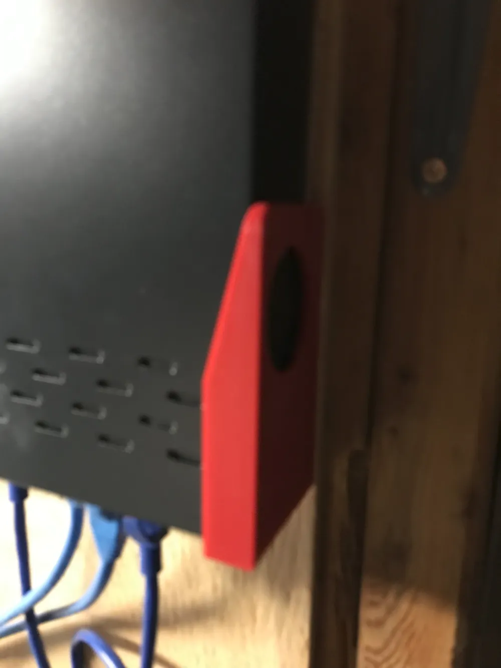 Reolink RLN8-410 NVR wall mount brackets by M_Canada MakerWorld ...