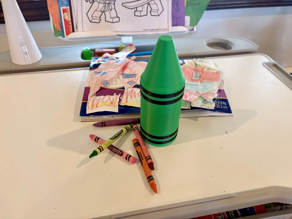 Crayon Storage Container With Sharpener - Free 3D Print Model - MakerWorld