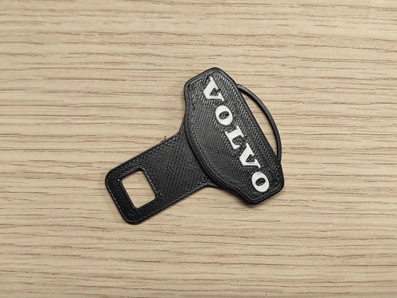 Volvo BEEP BEEP STOP,bypass cinture di sicurezza da DaLu_3D MakerWorld: Scarica Modelli 3D Gratuiti