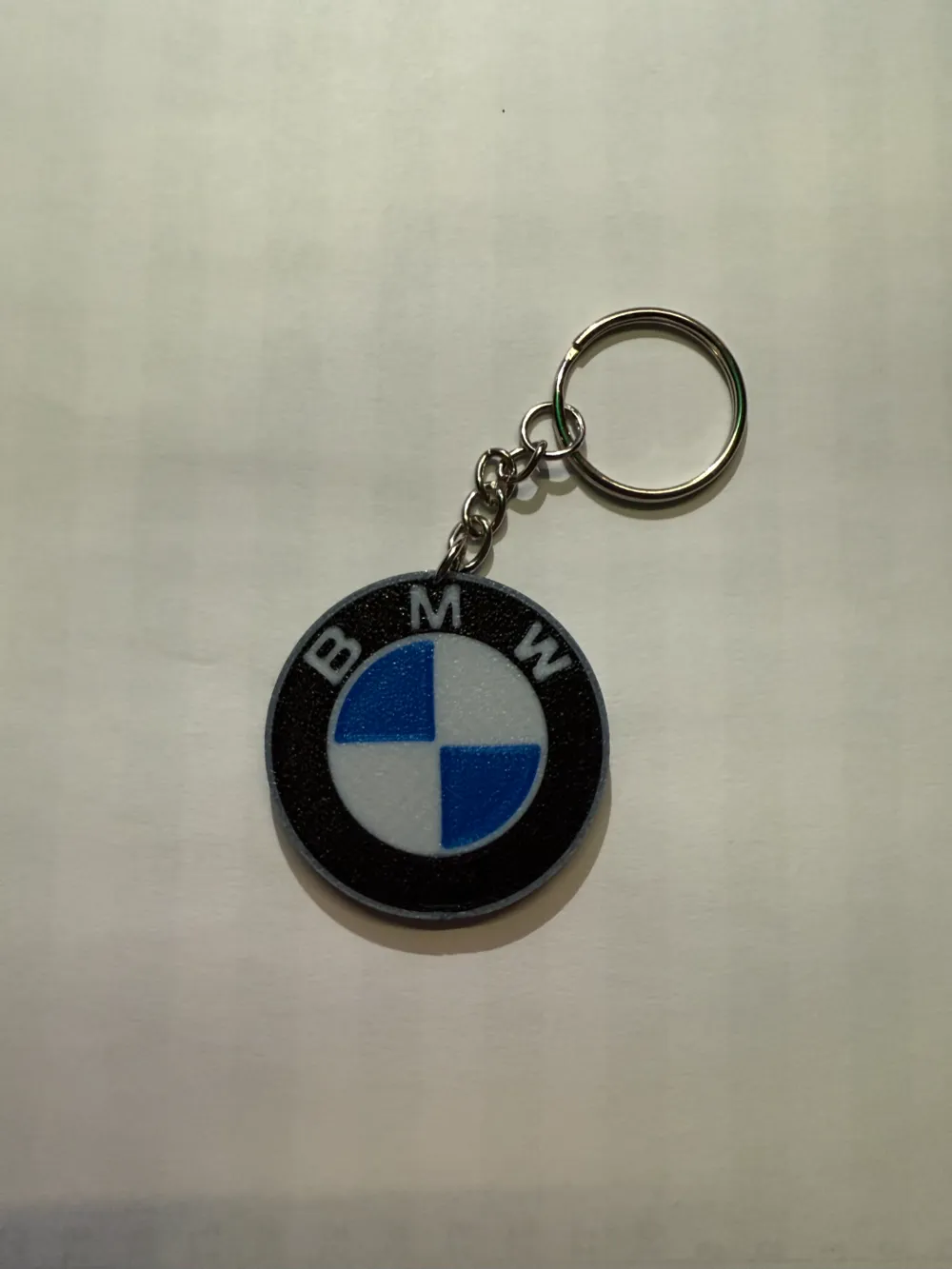Minimal BMW logo keychain! by House of 3D - MakerWorld