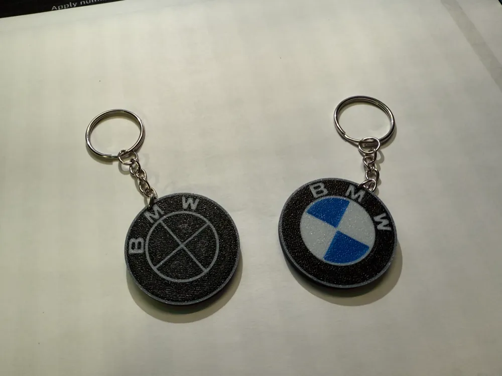 Minimal BMW logo keychain! by House of 3D - MakerWorld